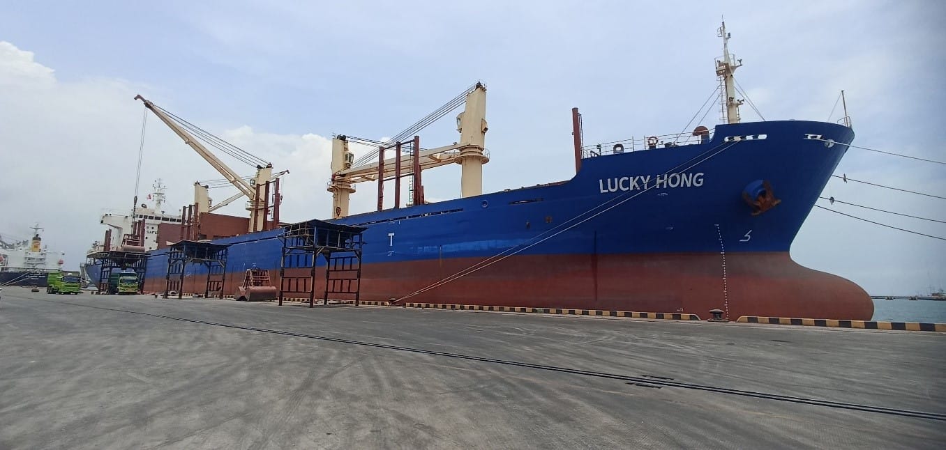 3 Hull Cleaning Techniques for Optimal Ship Performance - Indonesia ...