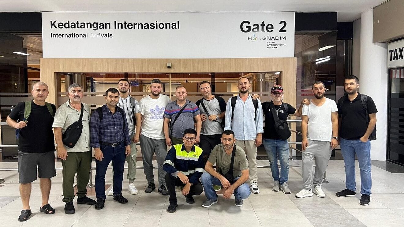 Understanding The Crew Off-Signing Process in Maritime Operations ...